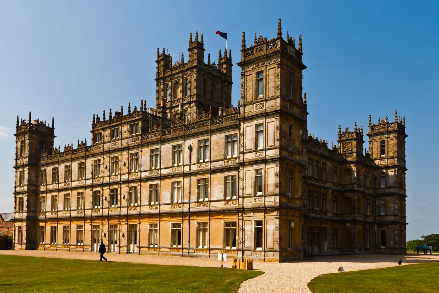 Highclere Castle | The Brain Chamber