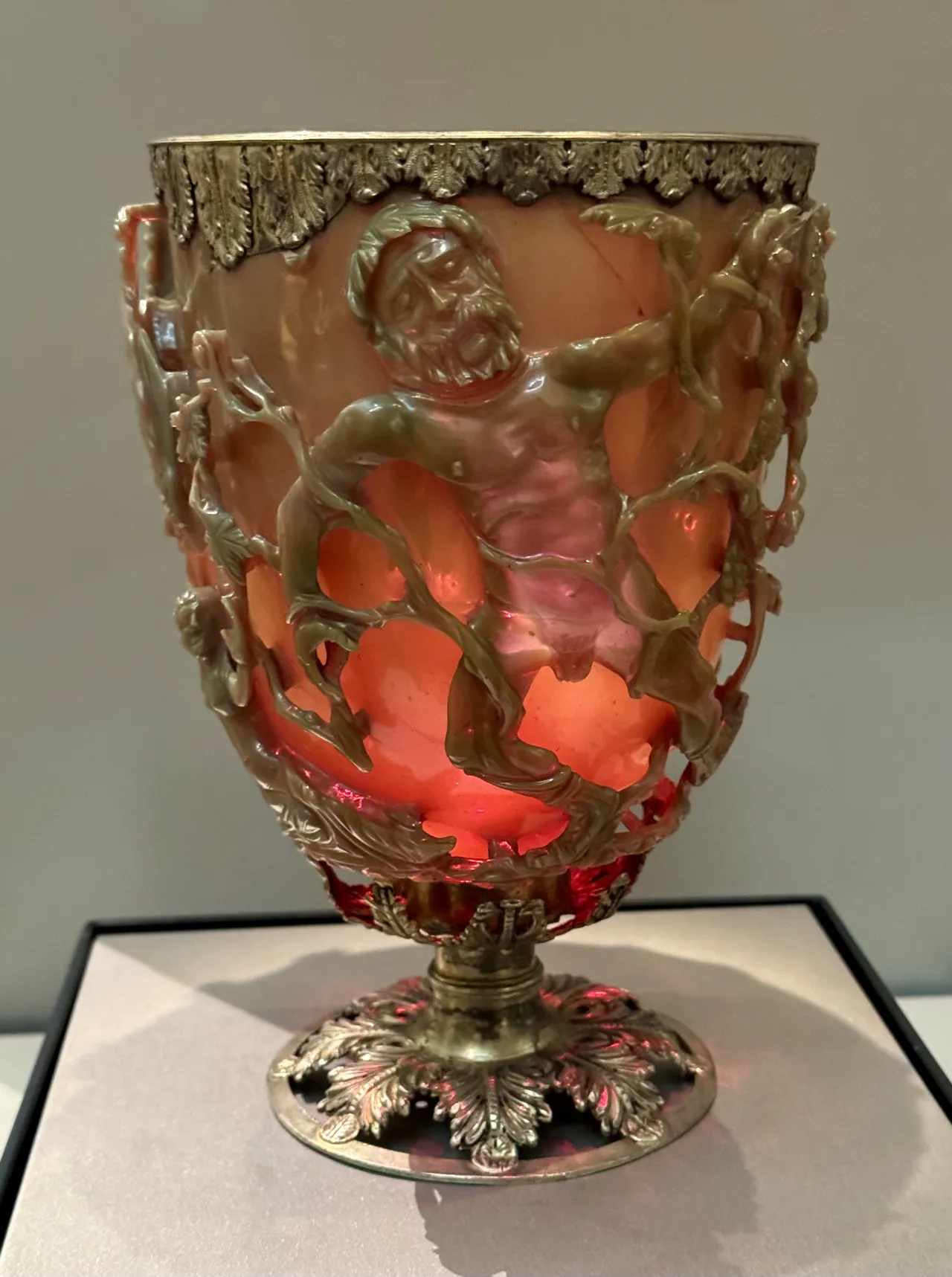 The Lycurgus Cup | The Brain Chamber