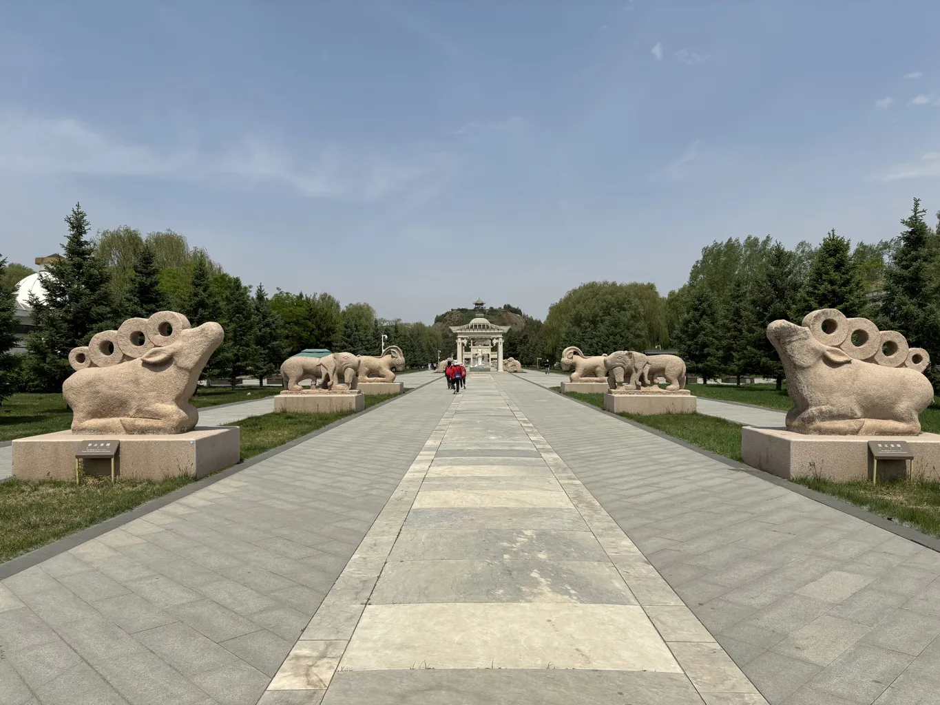 Wang Zhaojun Tomb and the Ethnic Unity of China